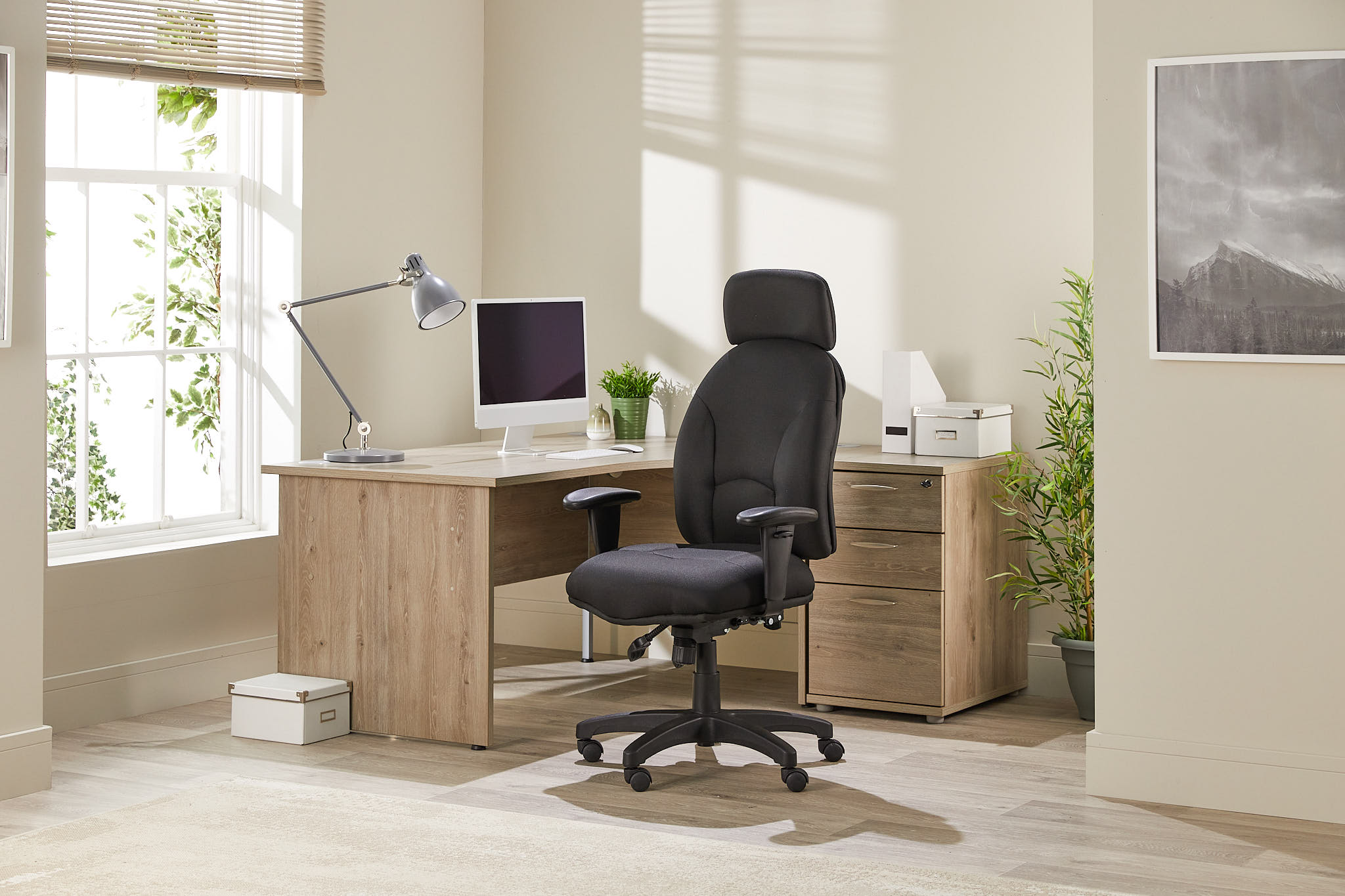 24 Hour Office Chairs - Free Delivery - ChairOffice.co.uk